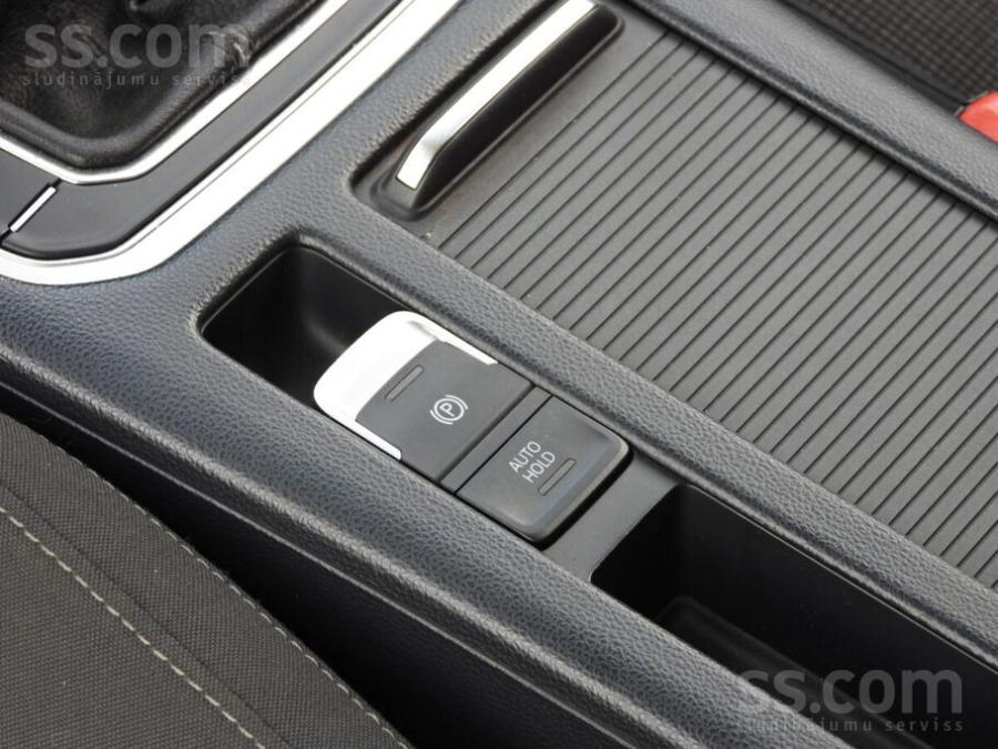 White Volkswagen Passat B8 2015 in Riga, with an engine capacity of 1.60 L and mileage of 375 thousand km for 7200 €, photo 24 on AUTOMOTO.COM.LV