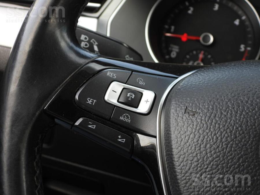 White Volkswagen Passat B8 2015 in Riga, with an engine capacity of 1.60 L and mileage of 375 thousand km for 7200 €, photo 26 on AUTOMOTO.COM.LV