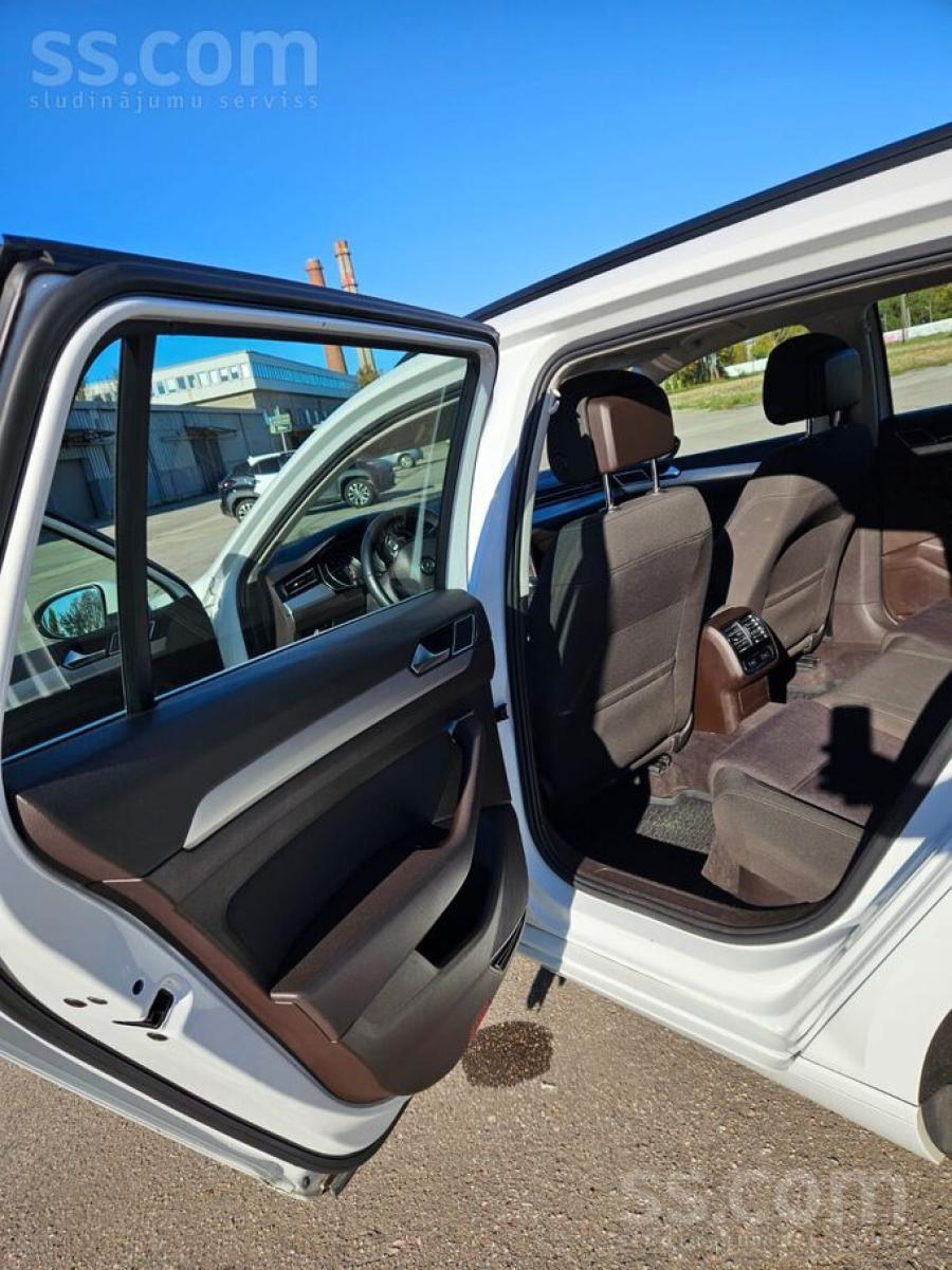Balts Volkswagen Passat B8 2015 Rīga, ar dzinēja tilpumu 1.40 L un nobraukumu 153 tūkst. km par 8100 €, foto 15 vietnē AUTOMOTO.COM.LV
