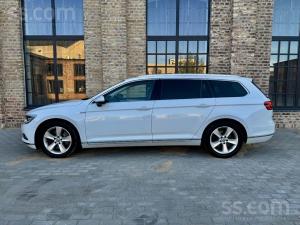 White Volkswagen Passat B8 2015 in Riga, with an engine capacity of 2.00 L and mileage of 314 thousand km for 7700 €, photo 6 on AUTOMOTO.COM.LV