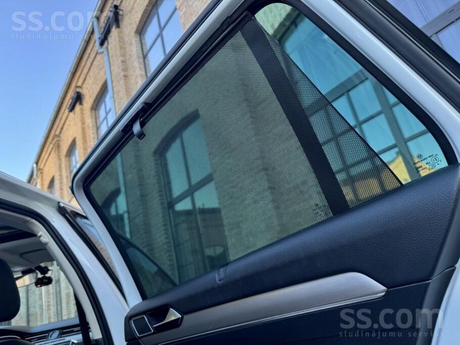 White Volkswagen Passat B8 2015 in Riga, with an engine capacity of 2.00 L and mileage of 314 thousand km for 7700 €, photo 13 on AUTOMOTO.COM.LV