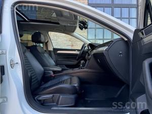 White Volkswagen Passat B8 2015 in Riga, with an engine capacity of 2.00 L and mileage of 314 thousand km for 7700 €, photo 17 on AUTOMOTO.COM.LV