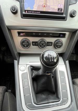 Balts Volkswagen Passat B8 2015 Liepāja, ar dzinēja tilpumu 1.60 L un nobraukumu 166 tūkst. km par 7499 €, foto 11 vietnē AUTOMOTO.COM.LV