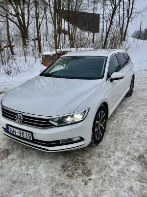 Balts Volkswagen Passat B8 2015 Rēzekne, ar dzinēja tilpumu 2.00 L un nobraukumu 320 tūkst. km par 8000 €, foto  vietnē AUTOMOTO.COM.LV