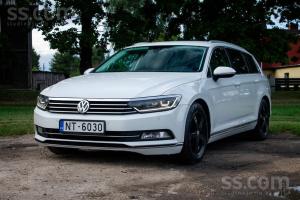 Balts Volkswagen Passat B8 2015 Jelgava, ar dzinēja tilpumu 2.00 L un nobraukumu 346 tūkst. km par 6900 €, foto 4 vietnē AUTOMOTO.COM.LV