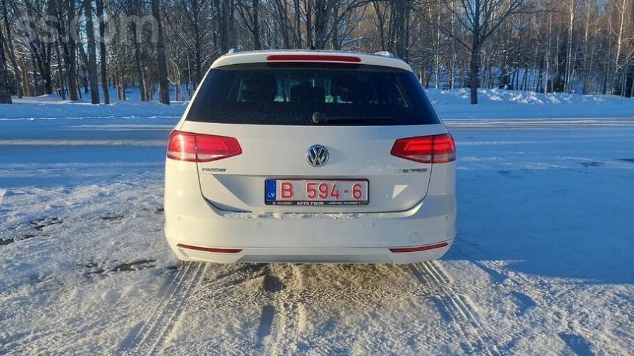 White Volkswagen Passat B8 2016 in Aluksne, with an engine capacity of 1.40 L and mileage of 0 thousand km for 9400 €, photo 10 on AUTOMOTO.COM.LV