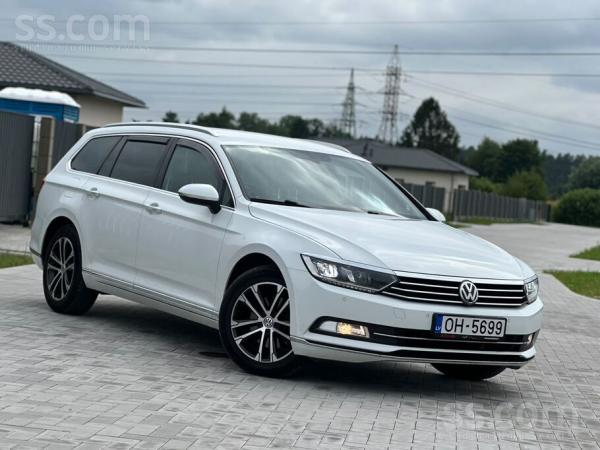 White Volkswagen Passat B8 2016 in Riga, with an engine capacity of 2.00 L and mileage of 296 thousand km for 8650 €, photo 3 on AUTOMOTO.COM.LV