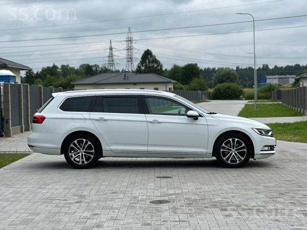 White Volkswagen Passat B8 2016 in Riga, with an engine capacity of 2.00 L and mileage of 296 thousand km for 8650 €, photo 7 on AUTOMOTO.COM.LV