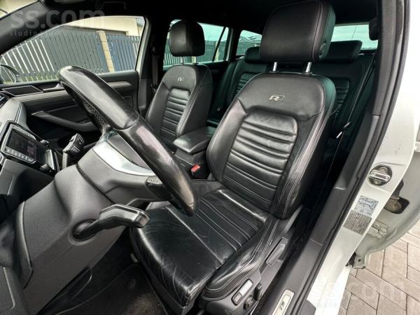White Volkswagen Passat B8 2016 in Riga, with an engine capacity of 2.00 L and mileage of 296 thousand km for 8650 €, photo 10 on AUTOMOTO.COM.LV