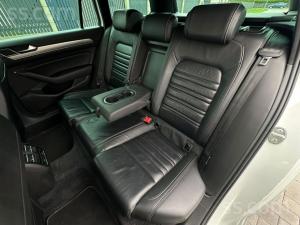 Balts Volkswagen Passat B8 2016 Rīga, ar dzinēja tilpumu 2.00 L un nobraukumu 296 tūkst. km par 8650 €, foto 28 vietnē AUTOMOTO.COM.LV