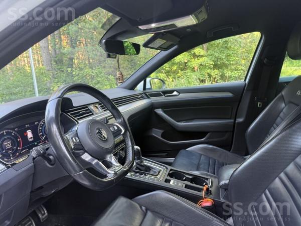 White Volkswagen Passat B8 2016 in Jurmala, with an engine capacity of 2.00 L and mileage of 253 thousand km for 14200 €, photo 6 on AUTOMOTO.COM.LV