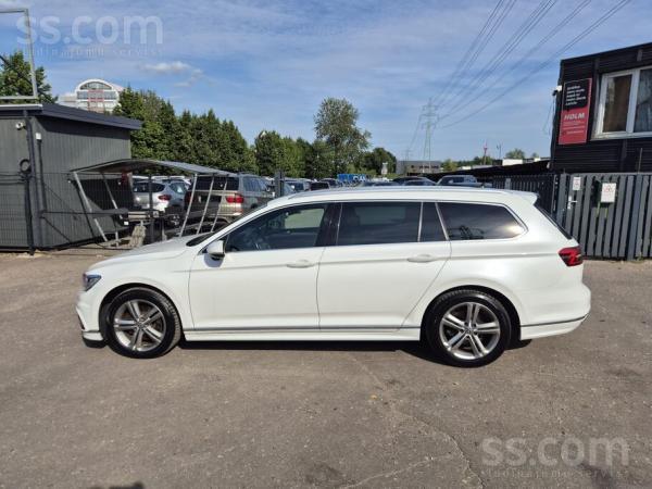 White Volkswagen Passat B8 2016 in Riga, with an engine capacity of 2.00 L and mileage of 255 thousand km for 12990 €, photo 9 on AUTOMOTO.COM.LV