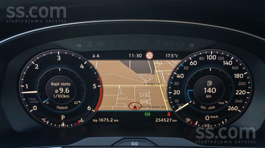Balts Volkswagen Passat B8 2016 Rīga, ar dzinēja tilpumu 2.00 L un nobraukumu 255 tūkst. km par 12590 €, foto 43 vietnē AUTOMOTO.COM.LV