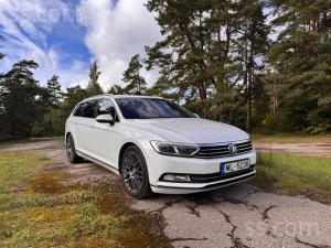White Volkswagen Passat B8 2016 in Riga, with an engine capacity of 2.00 L and mileage of 351 thousand km for 11500 €, photo  on AUTOMOTO.COM.LV