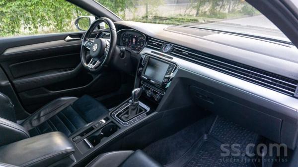 Balts Volkswagen Passat B8 2016 Rīga, ar dzinēja tilpumu 2.00 L un nobraukumu 255 tūkst. km par 12590 €, foto 11 vietnē AUTOMOTO.COM.LV
