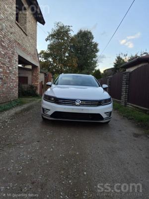 White Volkswagen Passat B8 2016 in Liepaja, with an engine capacity of 1.40 L and mileage of 240 thousand km for 10499 €, photo  on AUTOMOTO.COM.LV