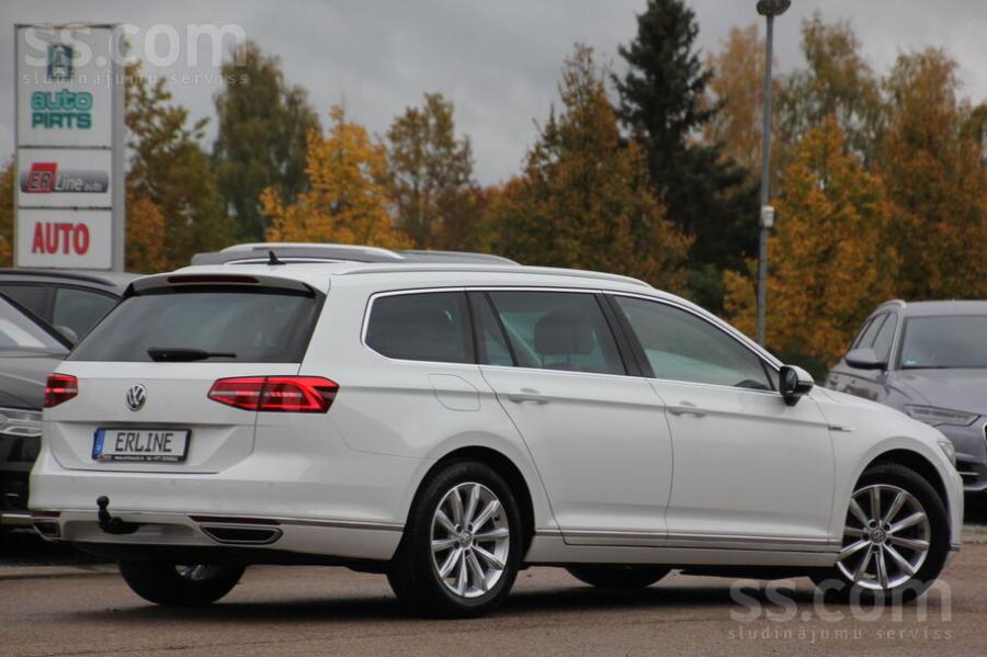 White Volkswagen Passat B8 2016 in Tukums, with an engine capacity of 2.00 L and mileage of 230 thousand km for 10500 €, photo 3 on AUTOMOTO.COM.LV