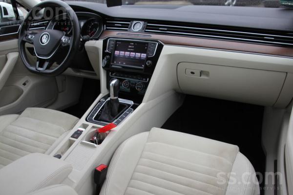 Фольксваген Пассат Б8 2016 в Тукумс на AUTOMOTO.COM.LV Белый Фольксваген Пассат Б8 2016 в Тукумс, объемом двигателя 2.00 л и пробегом 230 тыс. км за 10500 €, фото 6 на AUTOMOTO.COM.LV
