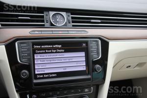 White Volkswagen Passat B8 2016 in Tukums, with an engine capacity of 2.00 L and mileage of 230 thousand km for 10500 €, photo 17 on AUTOMOTO.COM.LV