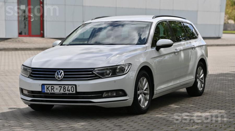 White Volkswagen Passat B8 2017 in Dobele, with an engine capacity of 1.40 L and mileage of 0 thousand km for 10350 €, photo 1 on AUTOMOTO.COM.LV