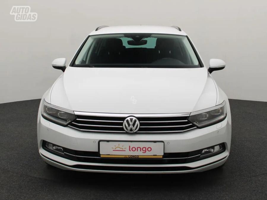 Balts Volkswagen Passat B8 2017 Viļņa, ar dzinēja tilpumu 2.00 L un nobraukumu 209 tūkst. km par 11199 €, foto 4 vietnē AUTOMOTO.COM.LV