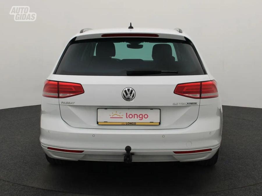 Balts Volkswagen Passat B8 2017 Viļņa, ar dzinēja tilpumu 2.00 L un nobraukumu 209 tūkst. km par 11199 €, foto 6 vietnē AUTOMOTO.COM.LV