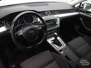 Balts Volkswagen Passat B8 2017 Viļņa, ar dzinēja tilpumu 2.00 L un nobraukumu 209 tūkst. km par 11199 €, foto 17 vietnē AUTOMOTO.COM.LV