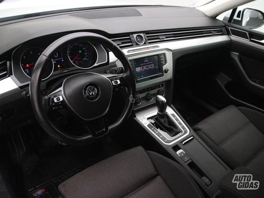 Balts Volkswagen Passat B8 2017 Viļņa, ar dzinēja tilpumu 2.00 L un nobraukumu 209 tūkst. km par 11199 €, foto 17 vietnē AUTOMOTO.COM.LV