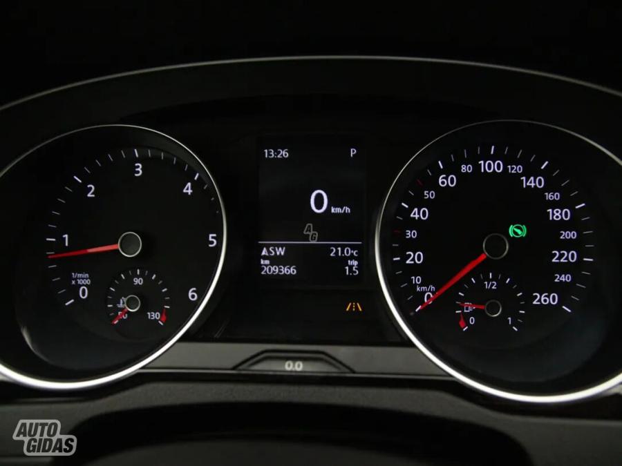 Balts Volkswagen Passat B8 2017 Viļņa, ar dzinēja tilpumu 2.00 L un nobraukumu 209 tūkst. km par 11199 €, foto 20 vietnē AUTOMOTO.COM.LV