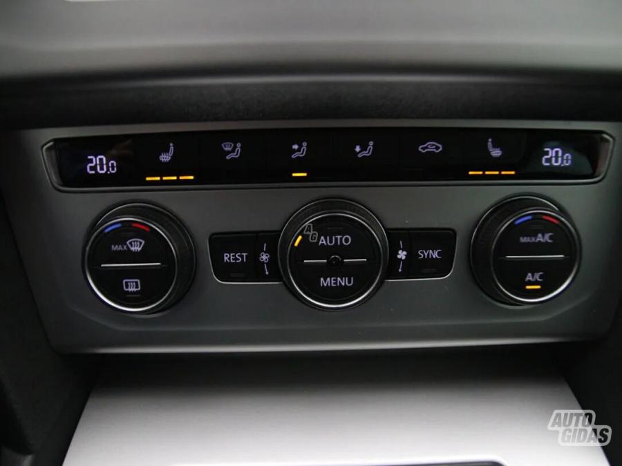 Balts Volkswagen Passat B8 2017 Viļņa, ar dzinēja tilpumu 2.00 L un nobraukumu 209 tūkst. km par 11199 €, foto 21 vietnē AUTOMOTO.COM.LV