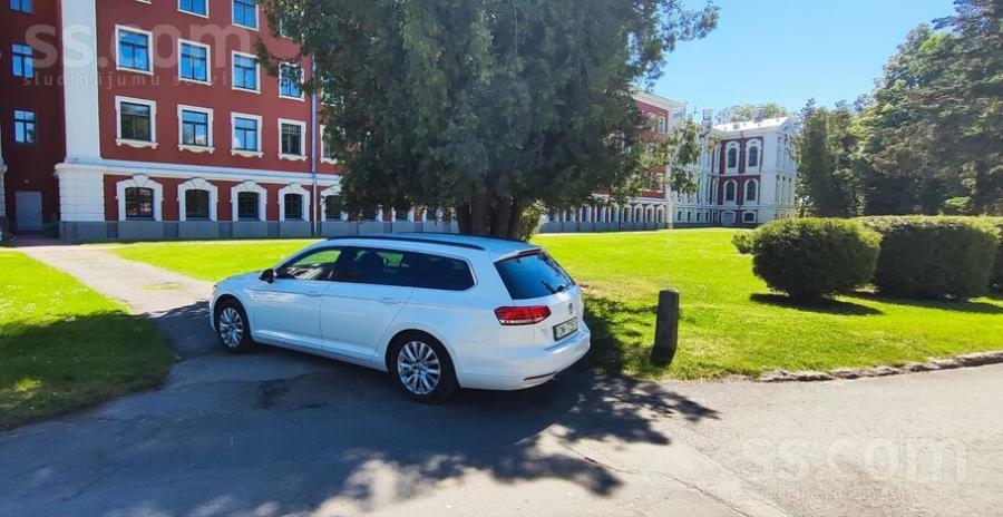 Balts Volkswagen Passat B8 2017 Jelgava, ar dzinēja tilpumu 1.40 L un nobraukumu 97 tūkst. km par 10700 €, foto 14 vietnē AUTOMOTO.COM.LV