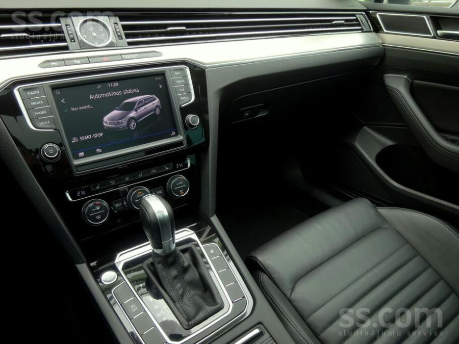 White Volkswagen Passat B8 2017 in Riga, with an engine capacity of 2.00 L and mileage of 241 thousand km for 10900 €, photo 11 on AUTOMOTO.COM.LV