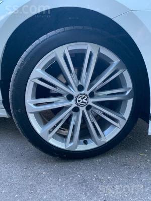 Balts Volkswagen Passat B8 2017 Rīga, ar dzinēja tilpumu 2.00 L un nobraukumu 165 tūkst. km par 21000 €, foto 9 vietnē AUTOMOTO.COM.LV