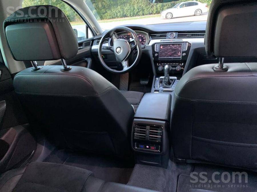 Balts Volkswagen Passat B8 2017 Rīga, ar dzinēja tilpumu 2.00 L un nobraukumu 165 tūkst. km par 21000 €, foto 12 vietnē AUTOMOTO.COM.LV