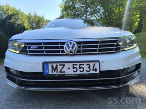 Balts Volkswagen Passat B8 2017 Rīga, ar dzinēja tilpumu 2.00 L un nobraukumu 244 tūkst. km par 12500 €, foto 5 vietnē AUTOMOTO.COM.LV