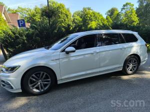 Balts Volkswagen Passat B8 2017 Rīga, ar dzinēja tilpumu 2.00 L un nobraukumu 244 tūkst. km par 12500 €, foto 8 vietnē AUTOMOTO.COM.LV
