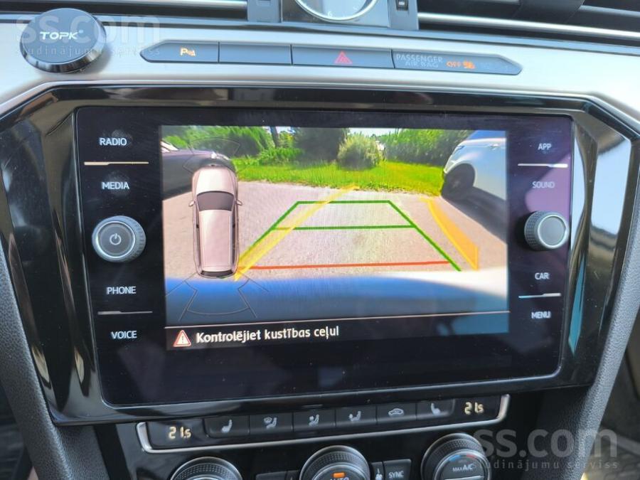 Balts Volkswagen Passat B8 2017 Rīga, ar dzinēja tilpumu 2.00 L un nobraukumu 244 tūkst. km par 12500 €, foto 14 vietnē AUTOMOTO.COM.LV
