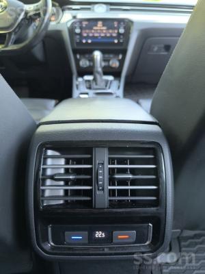 Balts Volkswagen Passat B8 2017 Rīga, ar dzinēja tilpumu 2.00 L un nobraukumu 244 tūkst. km par 12500 €, foto 24 vietnē AUTOMOTO.COM.LV