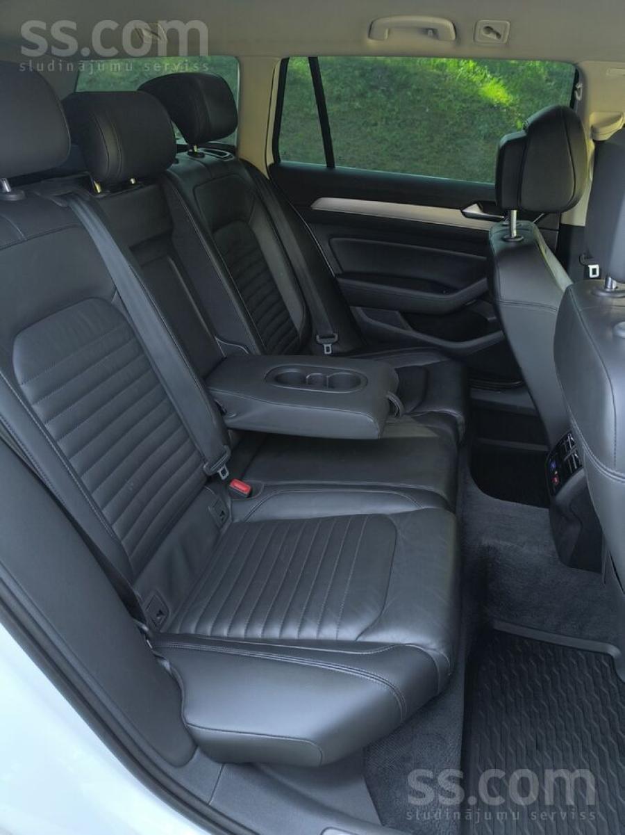 Balts Volkswagen Passat B8 2017 Rīga, ar dzinēja tilpumu 2.00 L un nobraukumu 244 tūkst. km par 12500 €, foto 25 vietnē AUTOMOTO.COM.LV