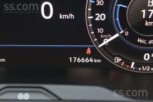 Balts Volkswagen Passat B8 2018 Liepāja, ar dzinēja tilpumu 2.00 L un nobraukumu 177 tūkst. km par 14250 €, foto 17 vietnē AUTOMOTO.COM.LV