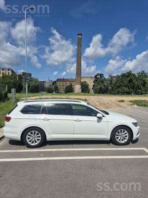 Balts Volkswagen Passat B8 2018 Rīga, ar dzinēja tilpumu 2.00 L un nobraukumu 344 tūkst. km par 9000 €, foto 6 vietnē AUTOMOTO.COM.LV