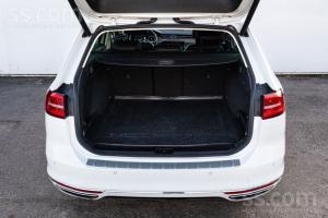 Balts Volkswagen Passat B8 2018 Rīga, ar dzinēja tilpumu 1.80 L un nobraukumu 83 tūkst. km par 13950 €, foto 9 vietnē AUTOMOTO.COM.LV