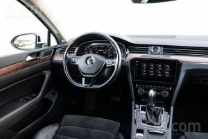 Balts Volkswagen Passat B8 2018 Rīga, ar dzinēja tilpumu 1.80 L un nobraukumu 83 tūkst. km par 13950 €, foto 12 vietnē AUTOMOTO.COM.LV