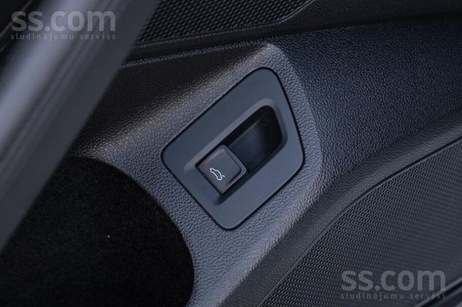 Balts Volkswagen Passat B8 2018 Rīga, ar dzinēja tilpumu 1.80 L un nobraukumu 83 tūkst. km par 13950 €, foto 14 vietnē AUTOMOTO.COM.LV