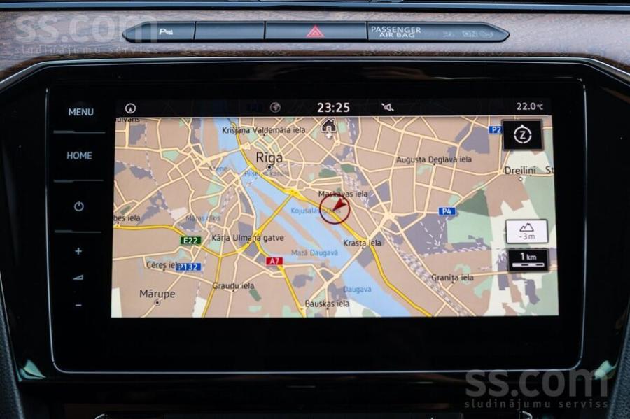Balts Volkswagen Passat B8 2018 Rīga, ar dzinēja tilpumu 1.80 L un nobraukumu 83 tūkst. km par 13950 €, foto 21 vietnē AUTOMOTO.COM.LV