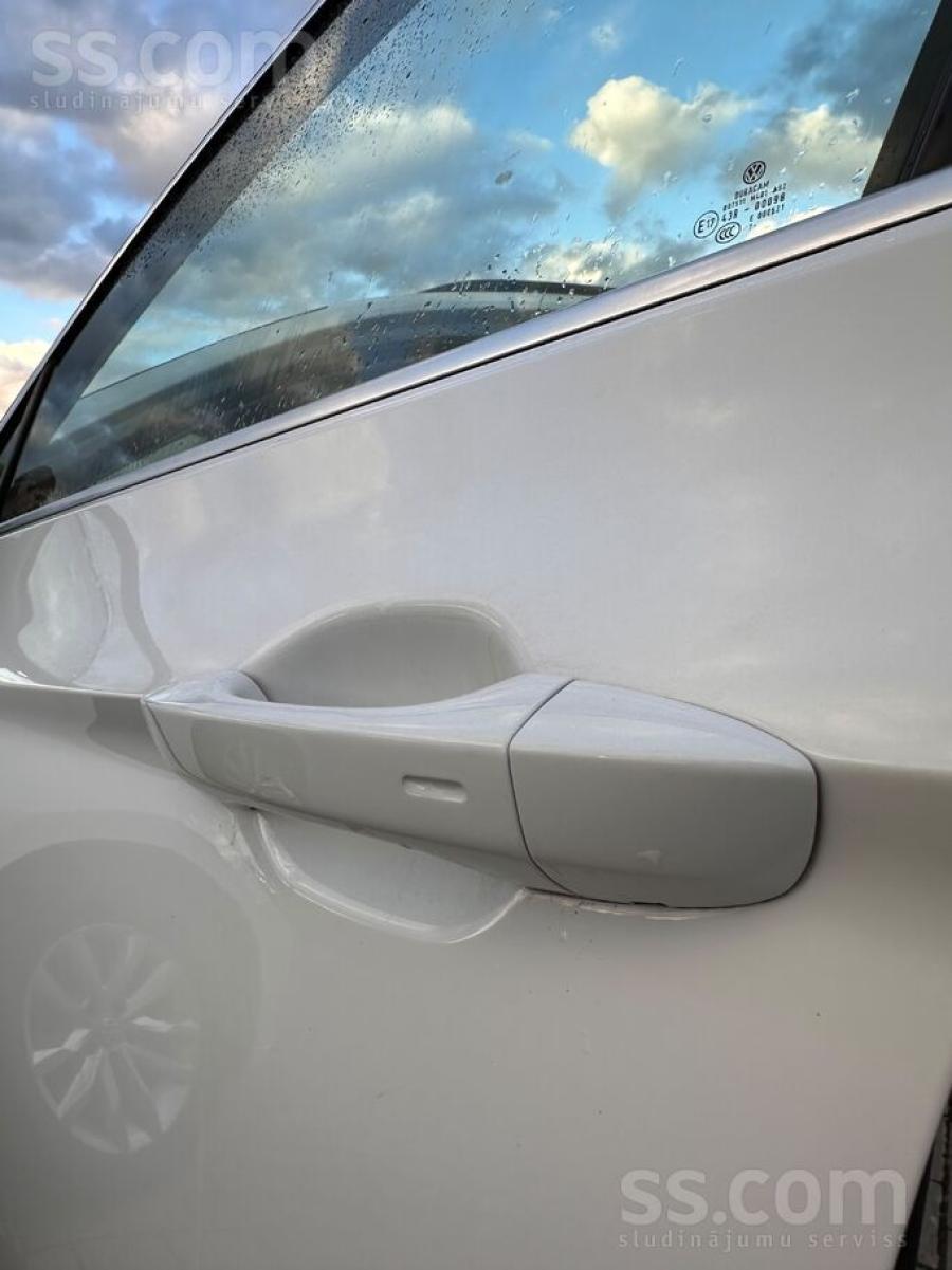 Balts Volkswagen Passat B8 2018 Valmiera, ar dzinēja tilpumu 1.80 L un nobraukumu 194 tūkst. km par 12500 €, foto 15 vietnē AUTOMOTO.COM.LV