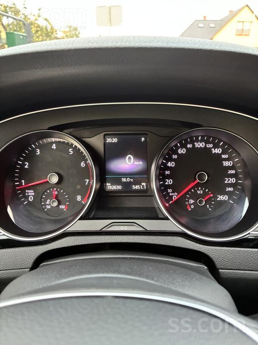 Balts Volkswagen Passat B8 2018 Valmiera, ar dzinēja tilpumu 1.80 L un nobraukumu 194 tūkst. km par 12500 €, foto 18 vietnē AUTOMOTO.COM.LV