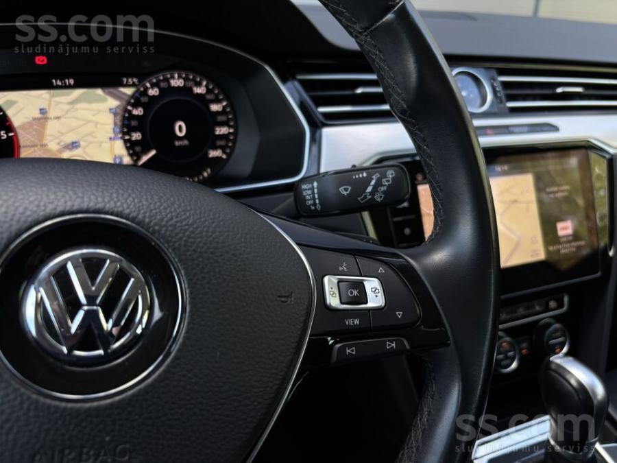 Balts Volkswagen Passat B8 2019 Rīga, ar dzinēja tilpumu 2.00 L un nobraukumu 178 tūkst. km par 16300 €, foto 14 vietnē AUTOMOTO.COM.LV