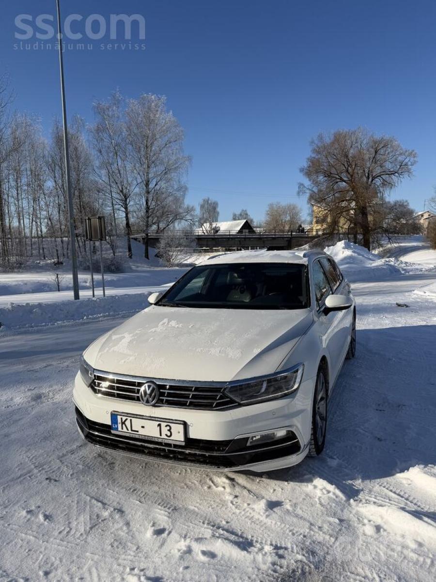 White Volkswagen Passat B8 2019 in Rezekne, with an engine capacity of 2.00 L and mileage of 230 thousand km for 14500 €, photo 1 on AUTOMOTO.COM.LV