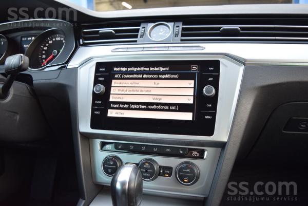 White Volkswagen Passat B8 2019 in Riga, with an engine capacity of 2.00 L and mileage of 182 thousand km for 13900 €, photo 8 on AUTOMOTO.COM.LV